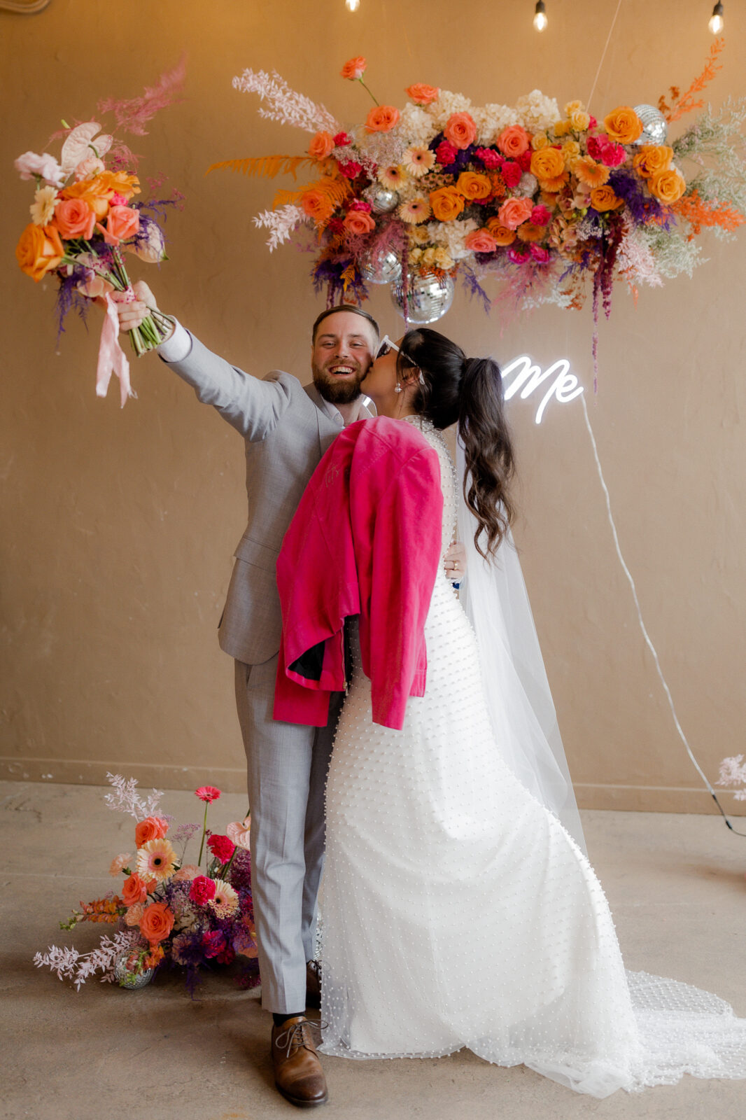 Junto Studio | Kira & Matt | courtneymarieimaging.com